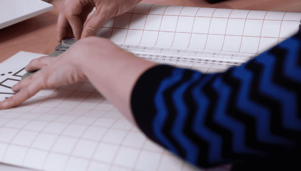 How to Make DIY Vinyl Decals with Cricut