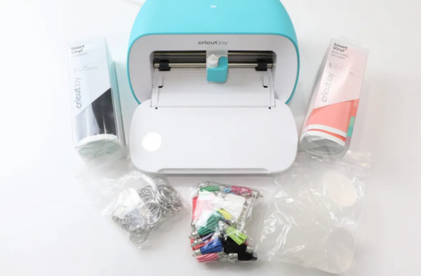 How to Make DIY Acrylic Keychains